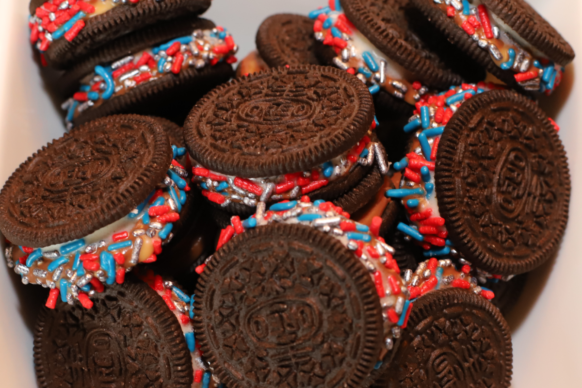 Easy Snack | Sweet & Salty Oreos | A Winning Combination | Eat Wheat