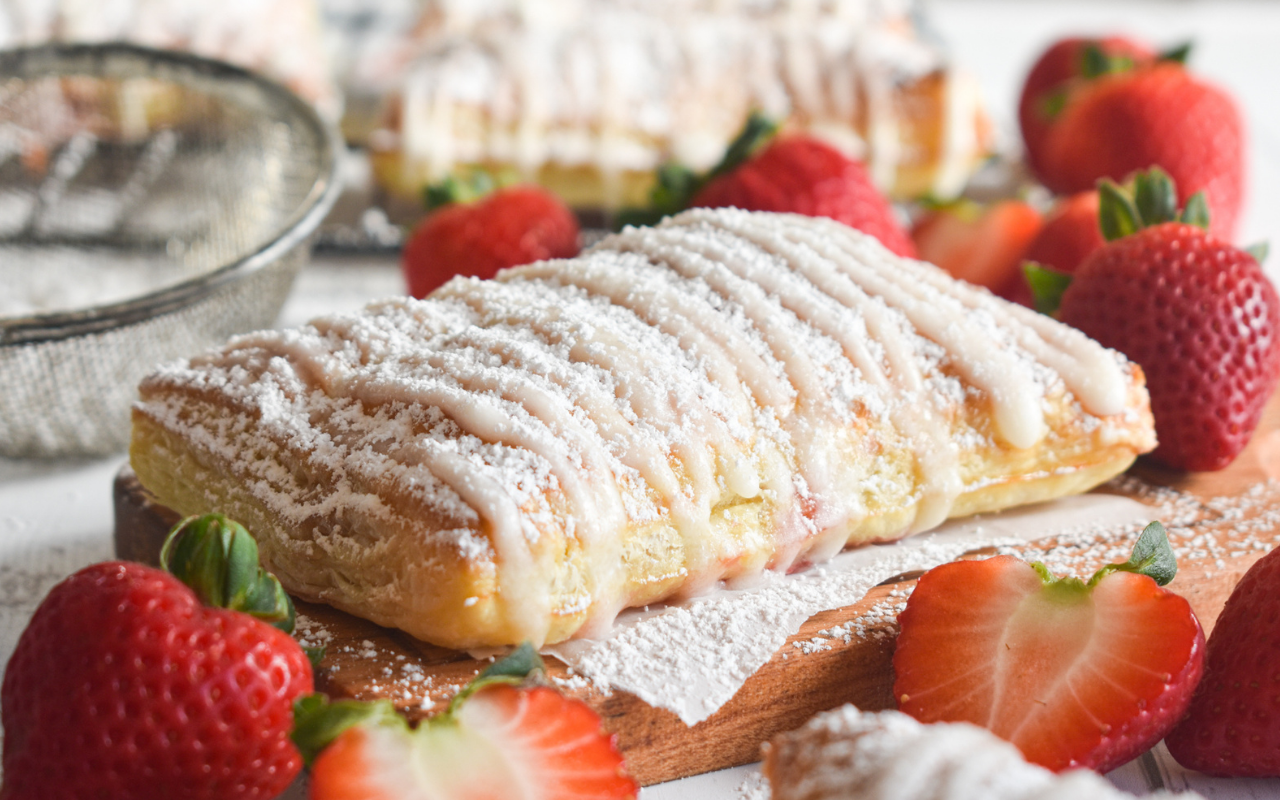 Strawberry Breakfast Pastries | Recipes | Eat Wheat